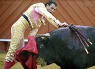TOROS / EL MUNDO / Martes, 24 de agosto de 2004