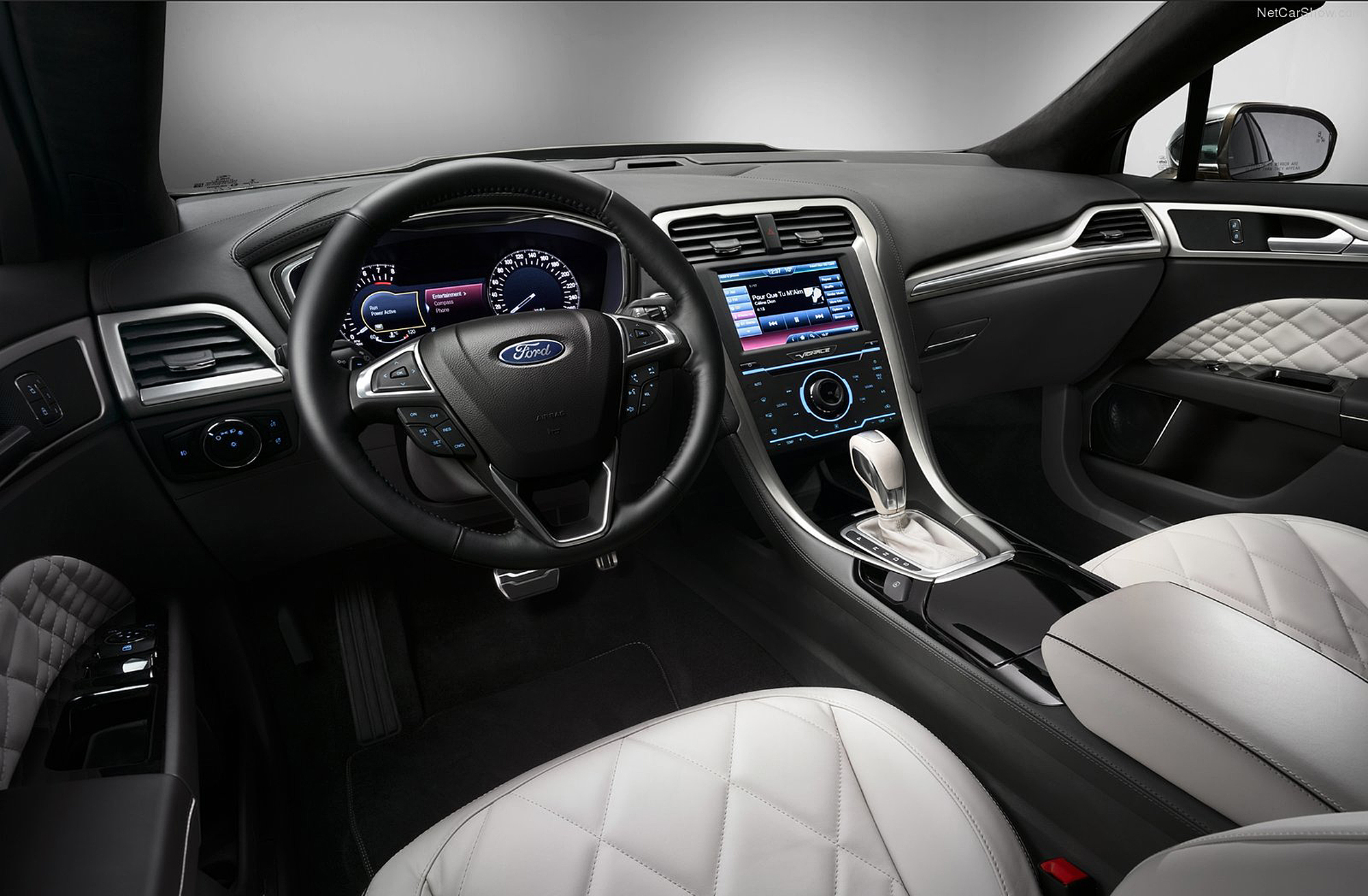 Ford S-Max Vignale: lujo prêt-à-porter - Interior Ford Mondeo Vignale C ...