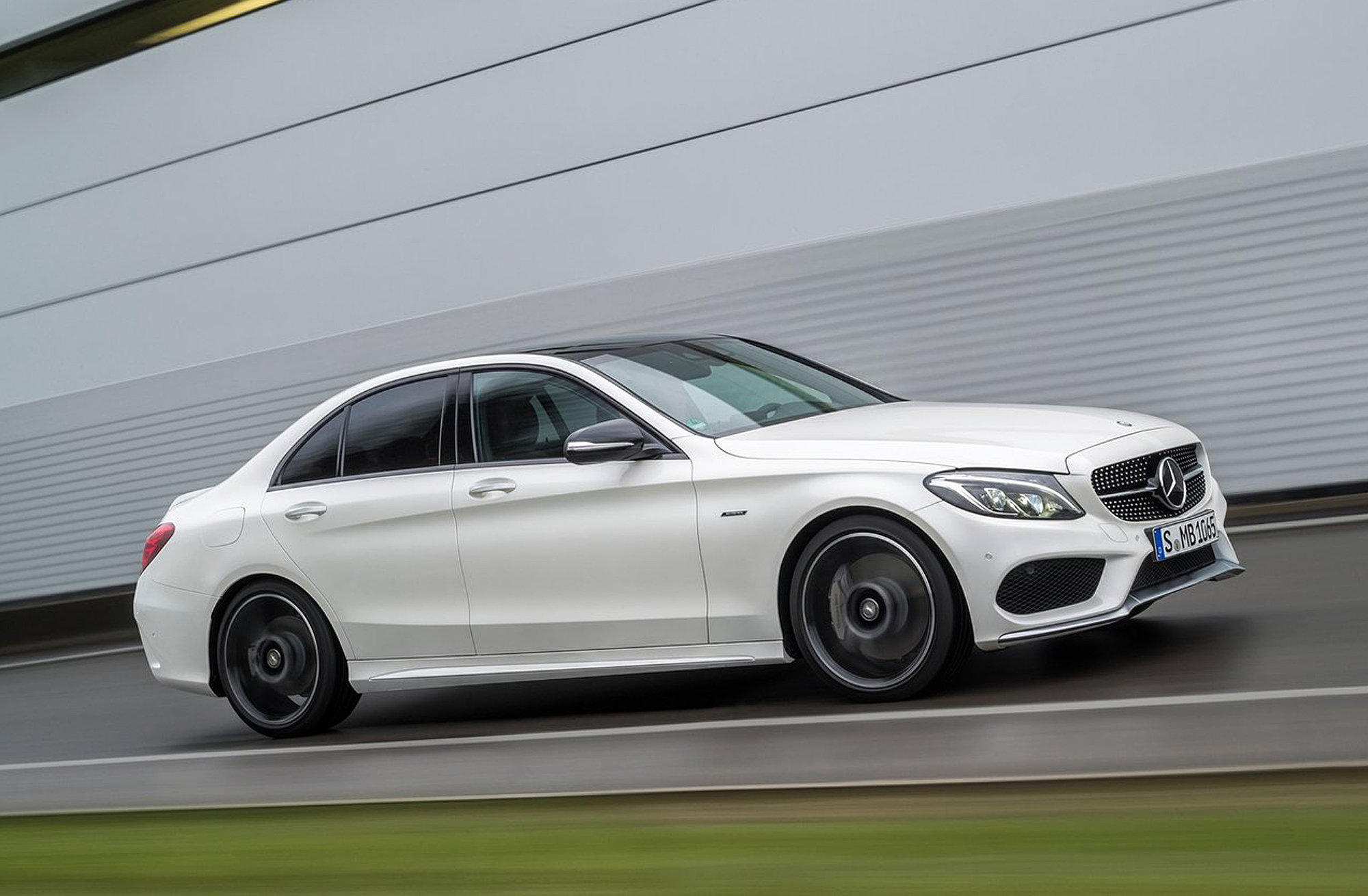 Nuevo Mercedes AMG C450 4Matic - Saldrá en junio con un V6 biturbo de ...