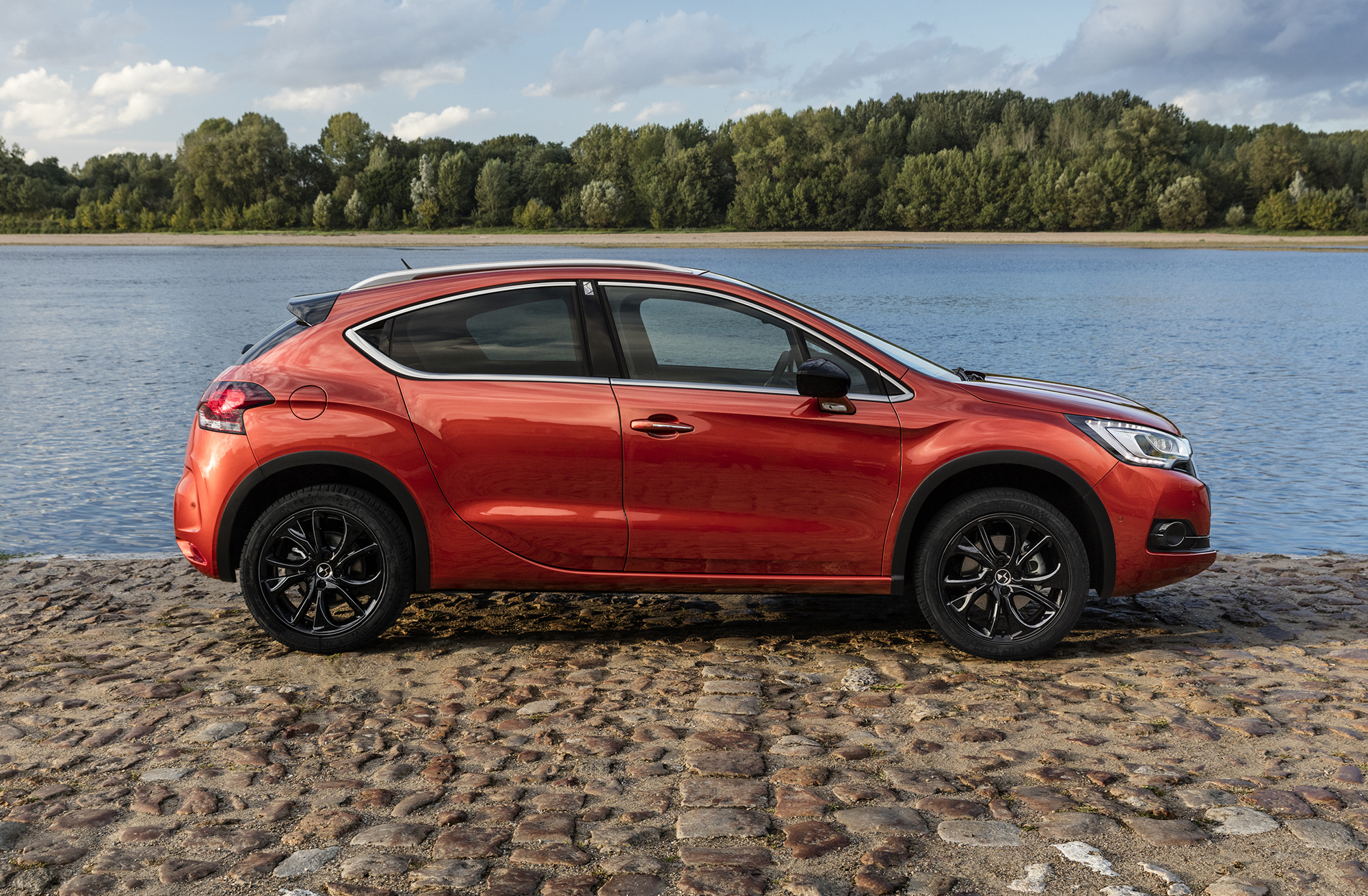 Ds4 crossback | Motor | EL MUNDO