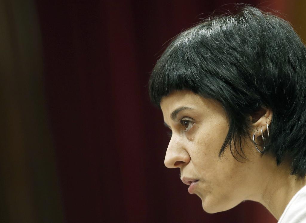 La diputada de la cup anna gabriel durante su... | Cataluna | EL MUNDO
