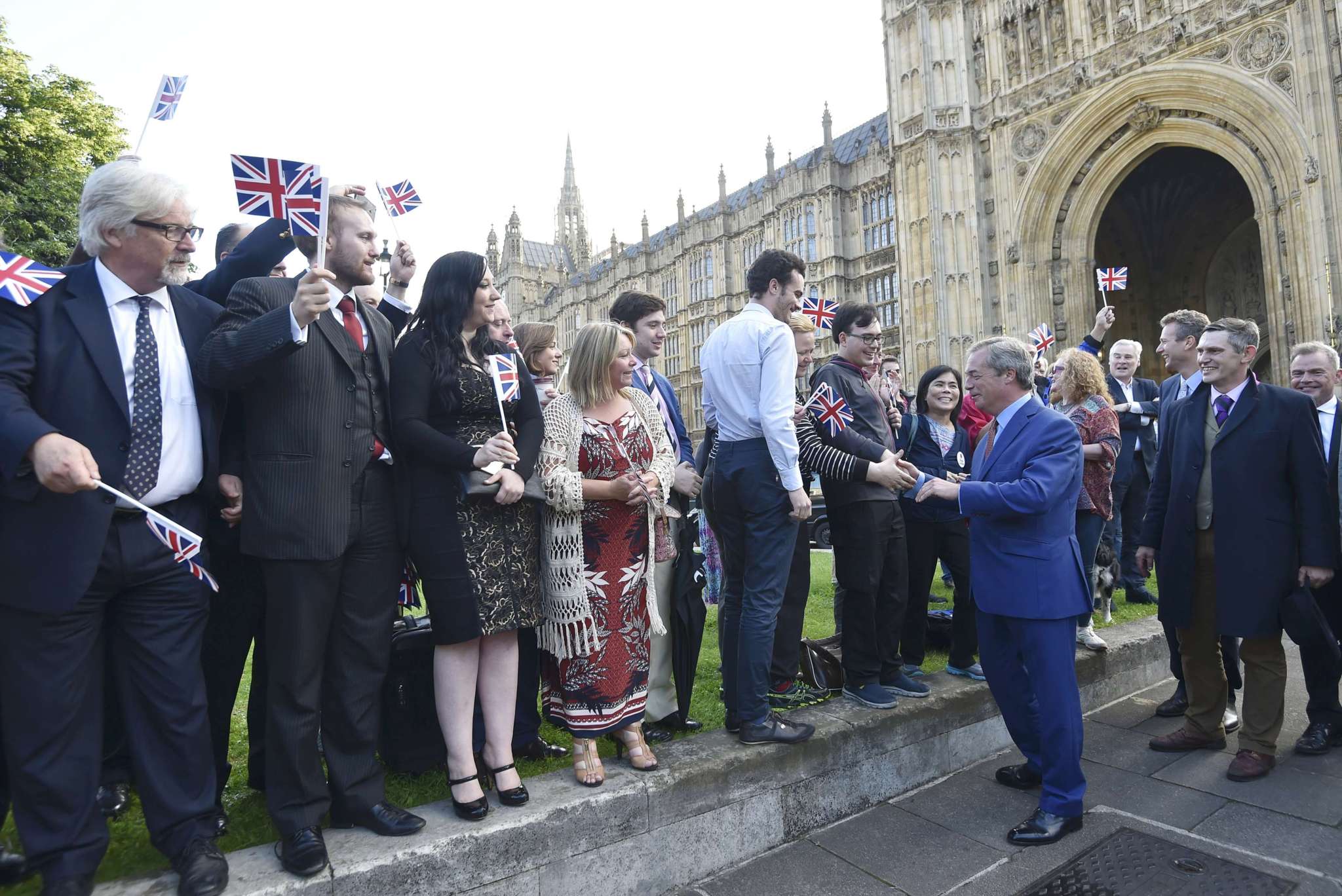Farage celebrando la victoria en londres | Internacional | EL MUNDO