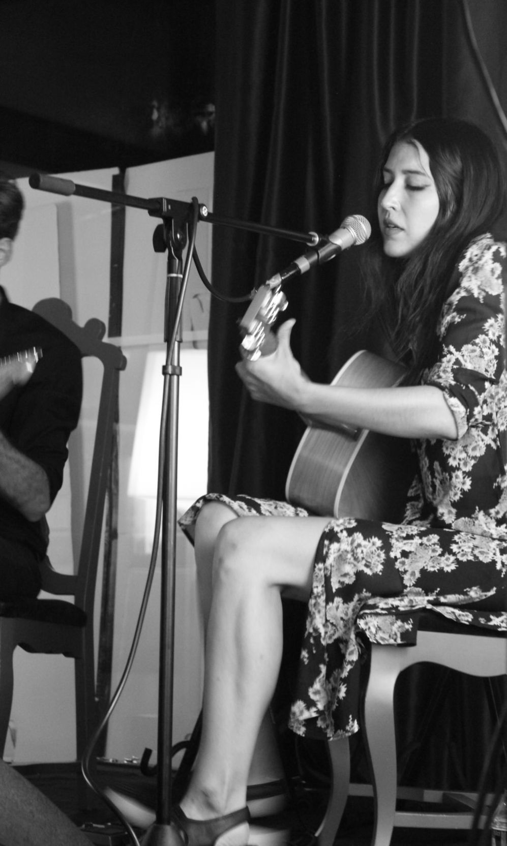 Anni b sweet. con su guitarra, durante el... | Cultura Home | EL MUNDO