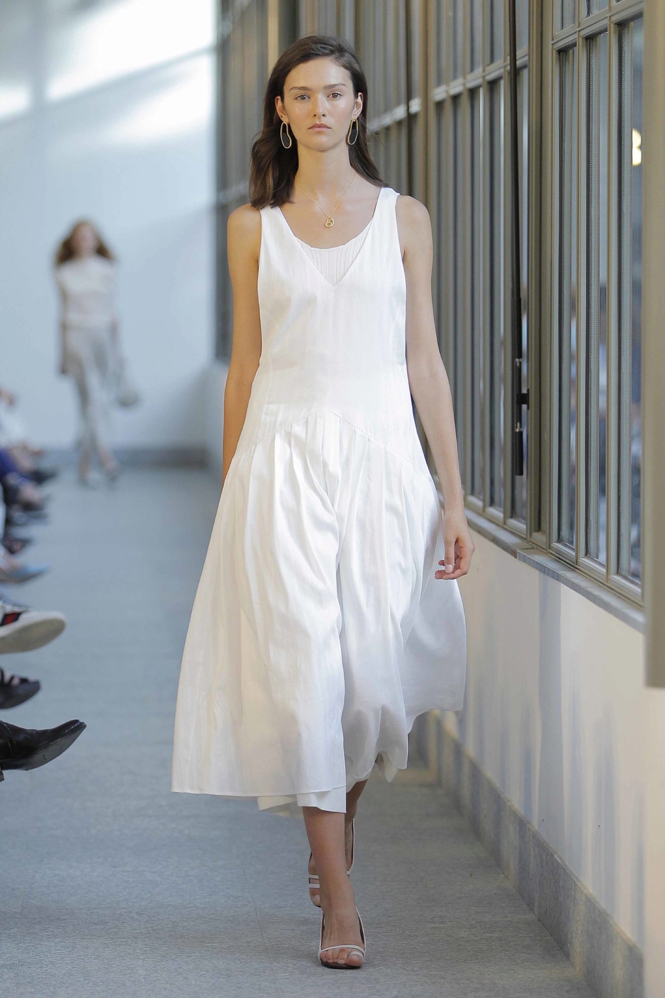 Rabaneda rejuvenece Angel Schlesser | Moda
