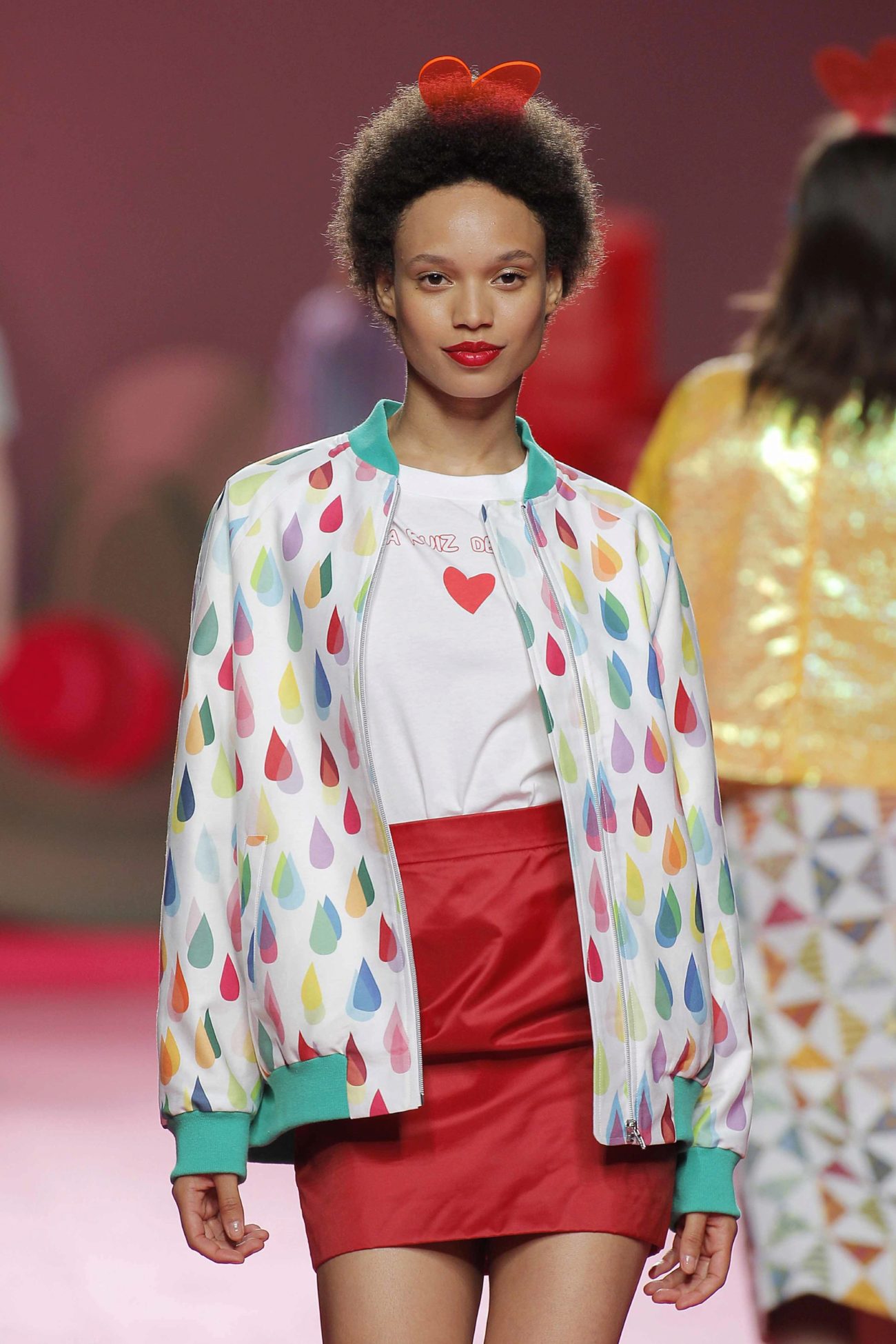 Agatha Ruiz de la Prada: 'oversize' tapizado | Moda