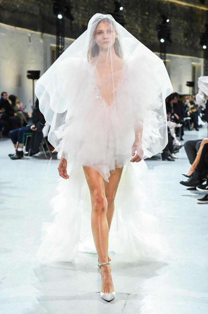 Desfile de Alexandre Vauthier - Semana de la Alta Costura de París ...