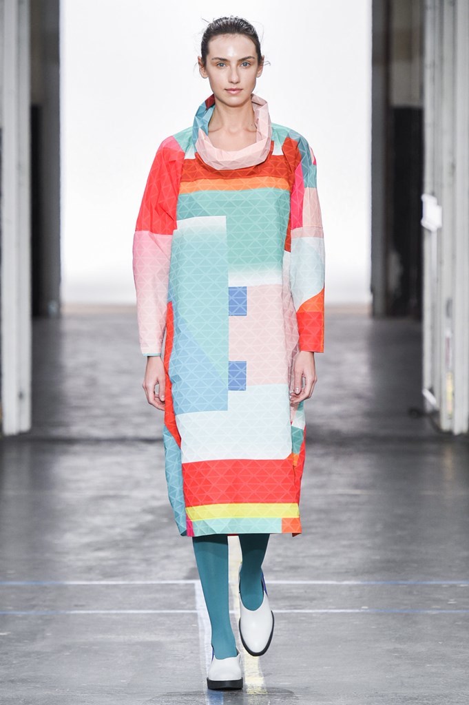 SEMANA DE LA MODA DE PARÍS: Desfile de Issey Miyake· Semana de la Moda ...
