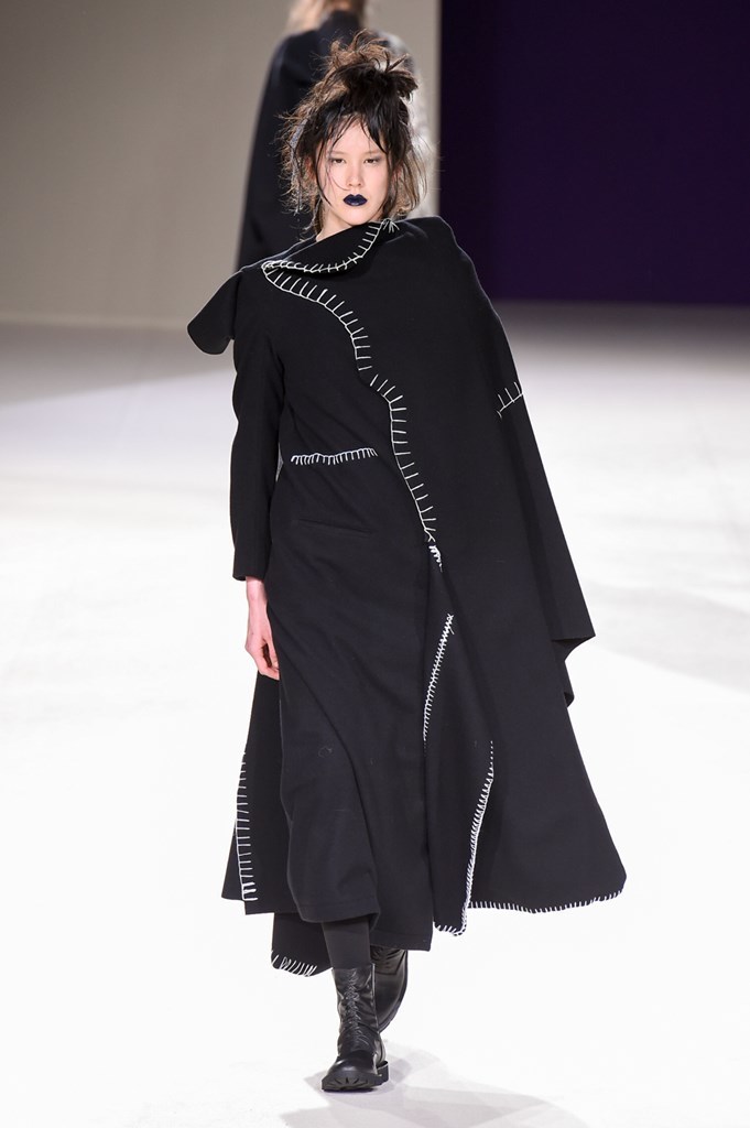 SEMANA DE LA MODA DE PARÍS: Desfile de Yohji Yamamoto· Semana de la ...