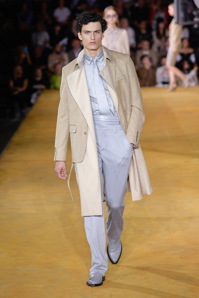 Desfile de Burberry - Colección primavera-verano 2020 - London Fashion ...