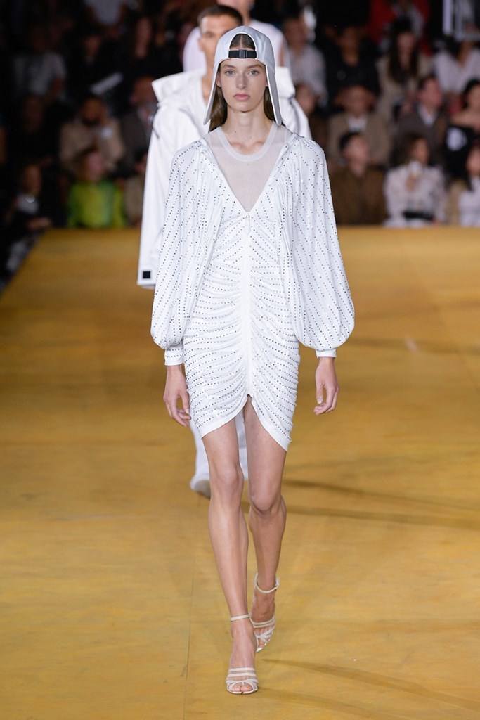 Desfile de Burberry - Colección primavera-verano 2020 - London Fashion ...