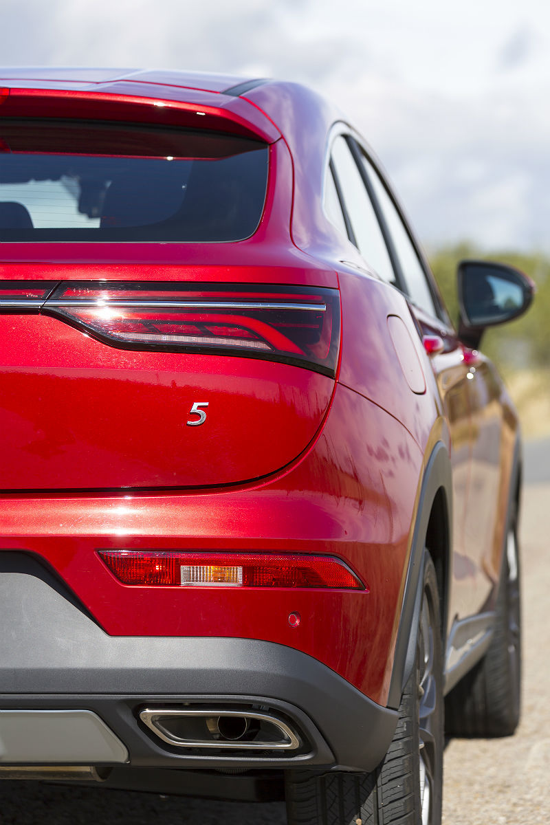 DSFK F5: SUV, coupé, chino y con pretensiones en Europa | Foto 19 de 38 ...