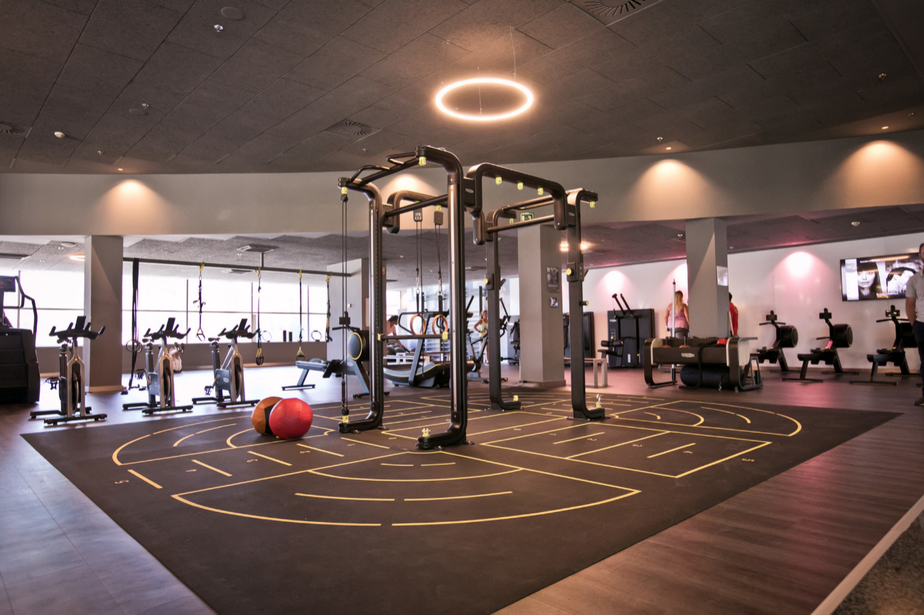 O2 Centro Wellness . Pl. de Manuel Becerra, 17. Teléfono: 914 44 97 60 ...