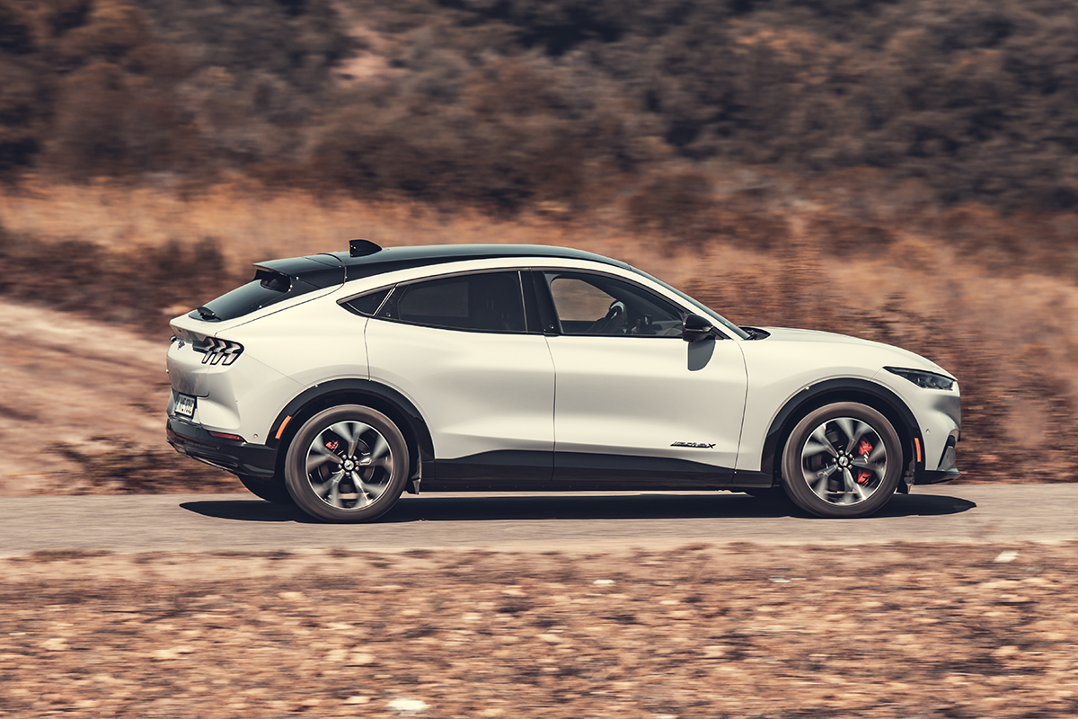 Ford Mustang Mach-E o Audi Q4 e-tron ¿Cuál de estos SUV eléctricos es ...
