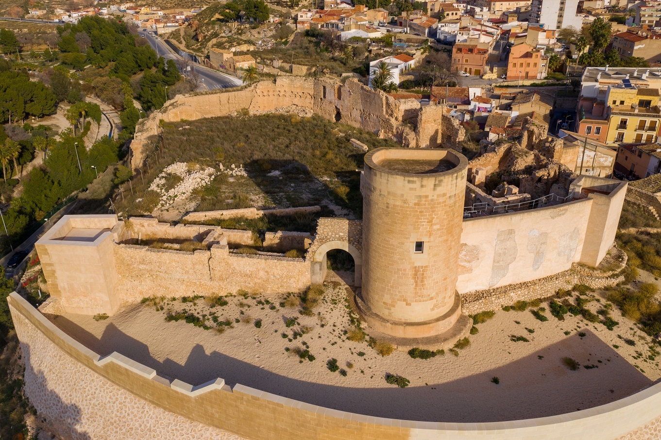 Ruta por seis de los castillos más espectaculares de Alicante | Planes