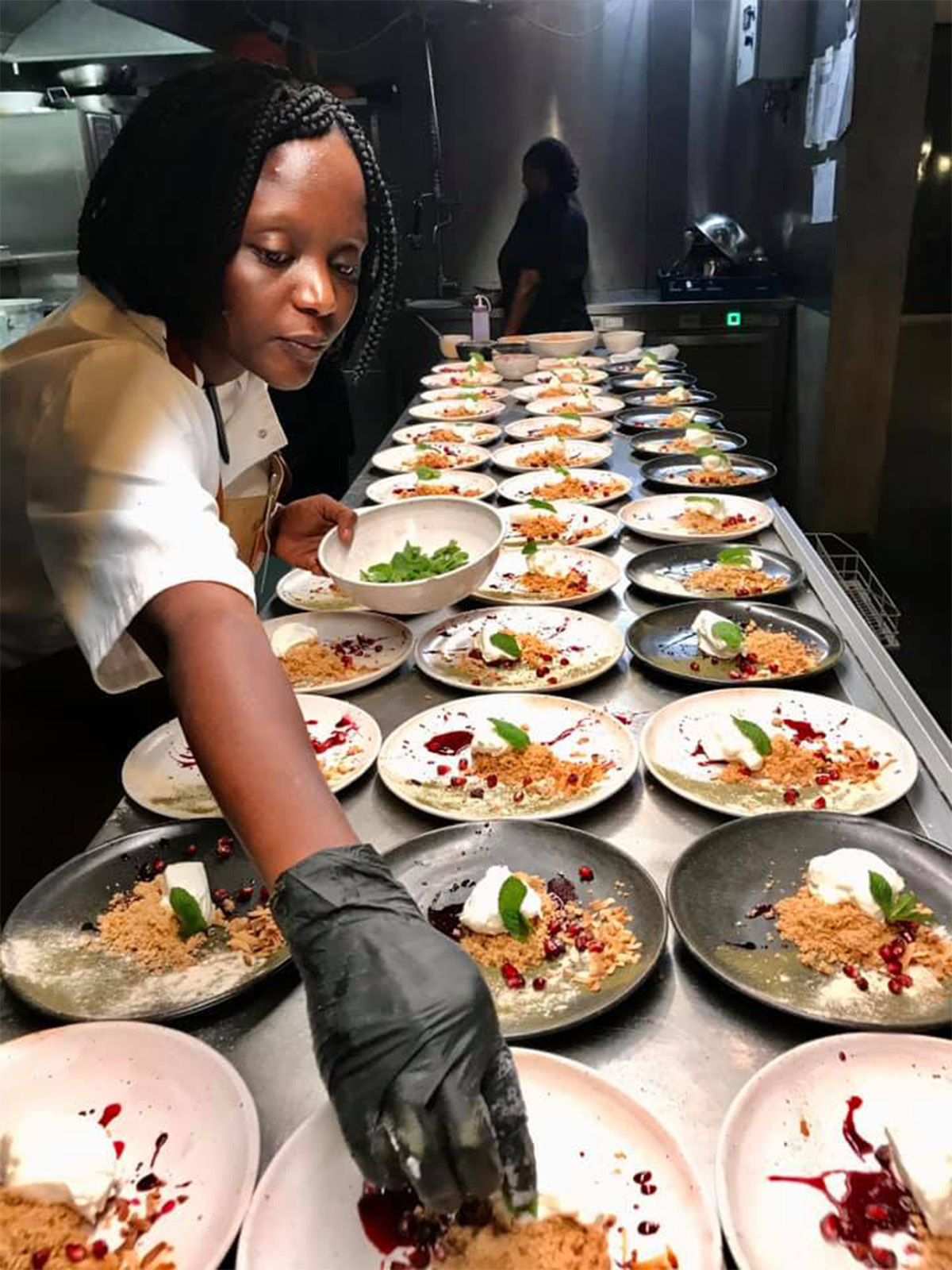 La chef nómada que vino de África para llevarse en Donosti el 'Nobel ...