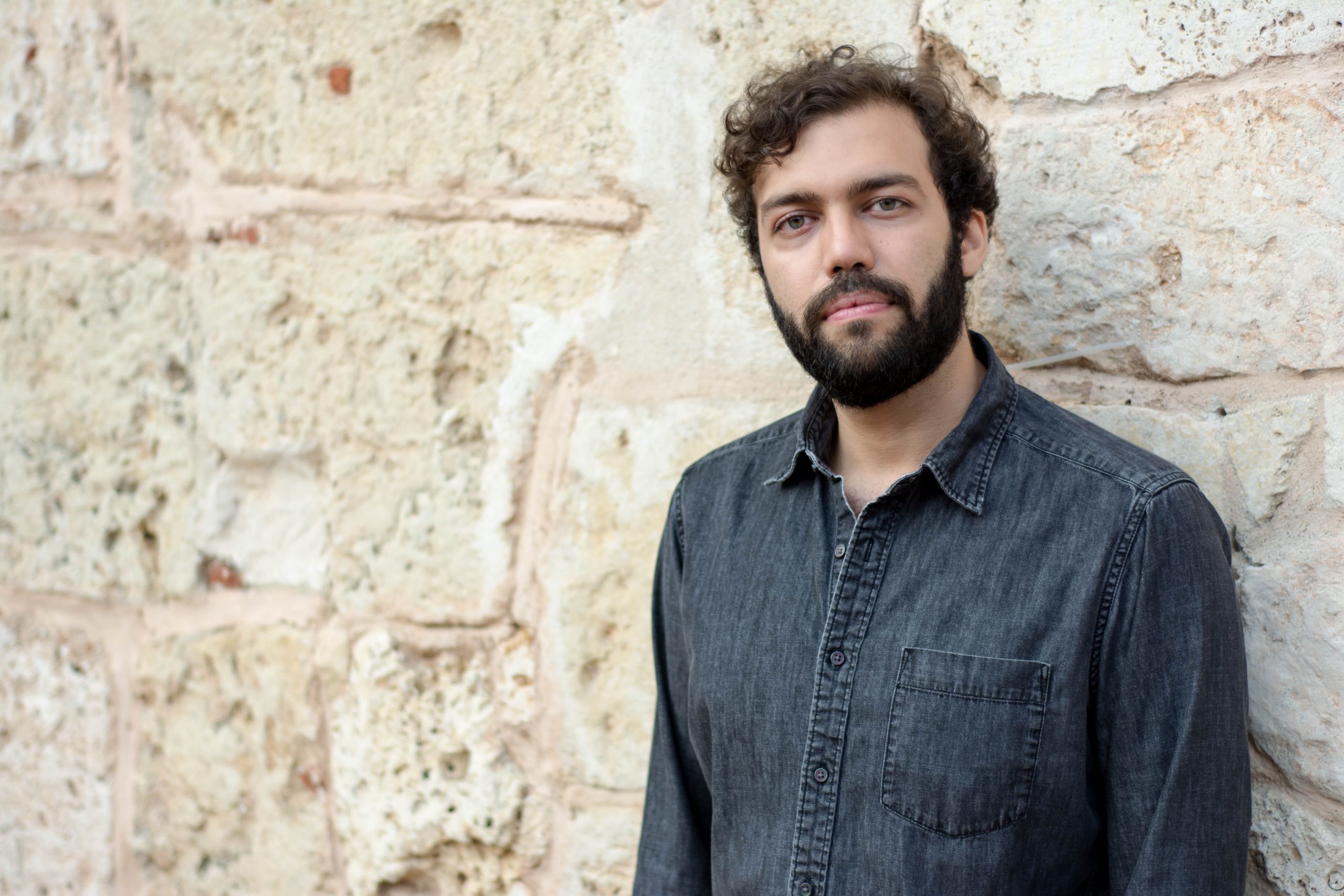 Adalber Salas Hernández: el mar, siempre recomenzado | La Lectura