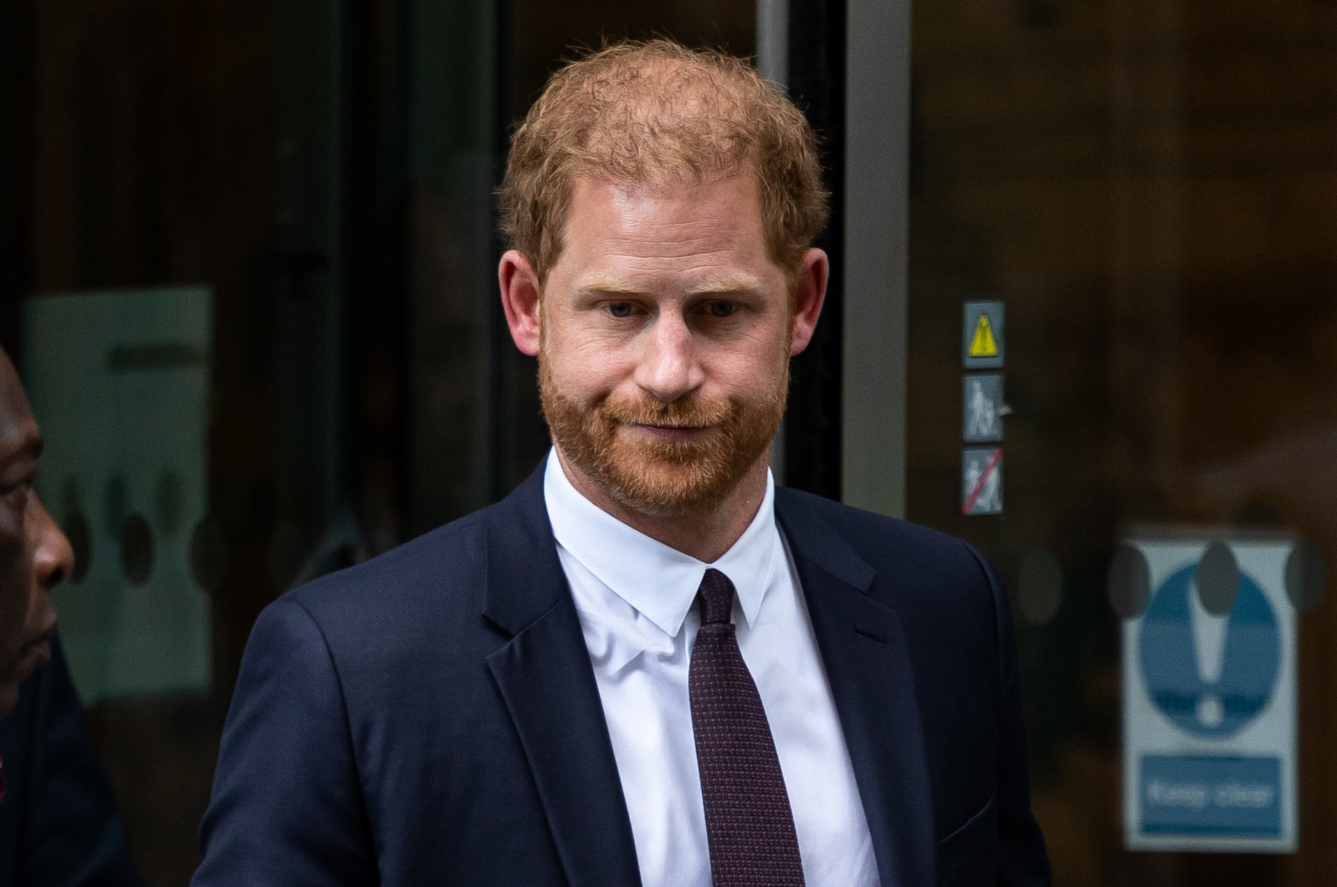 Harry cree que le adjudicaron el papel de "príncipe tonto" cuando era ...