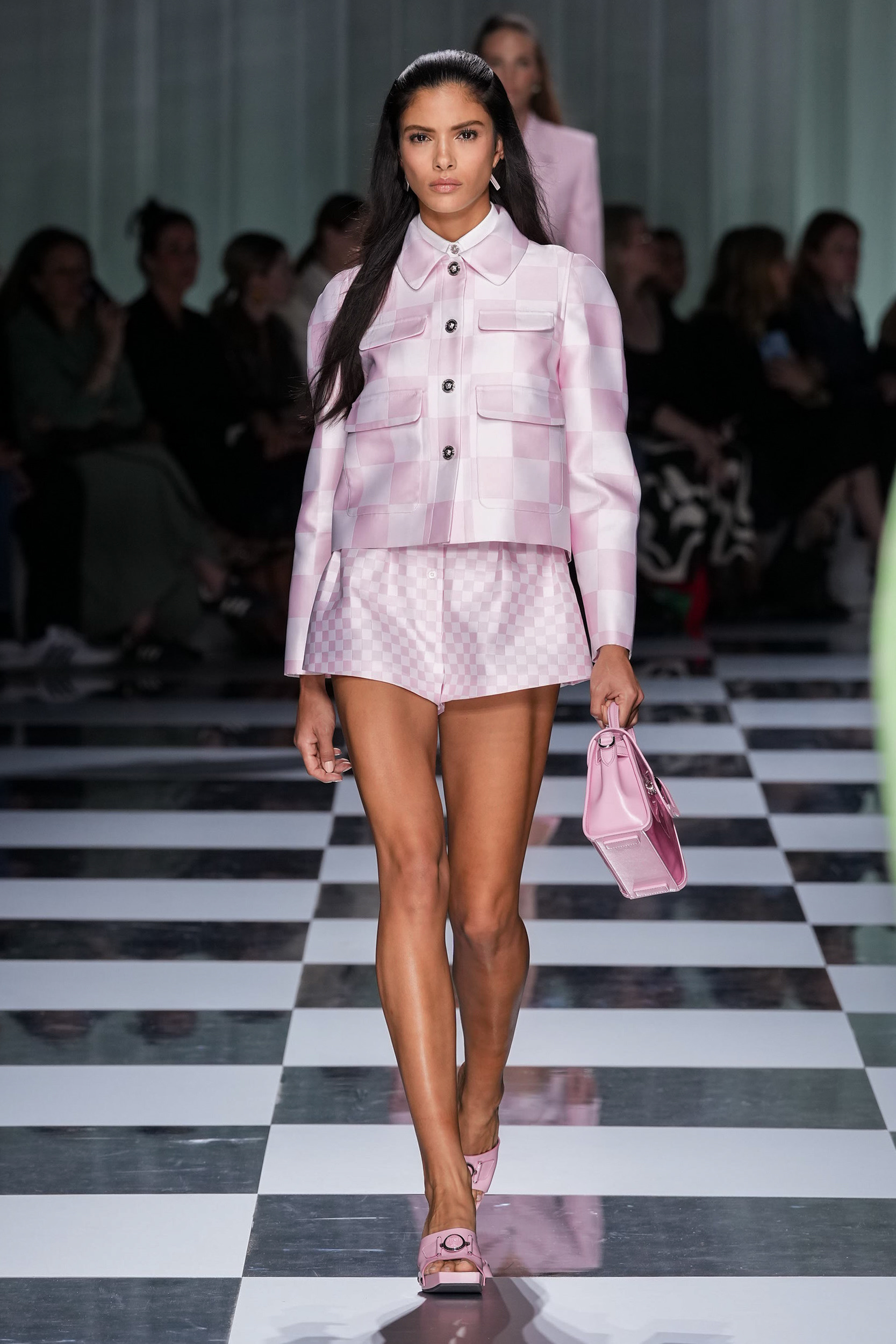 Semana de la Moda de Milán: desfile de Versace de primavera-verano 2024 ...