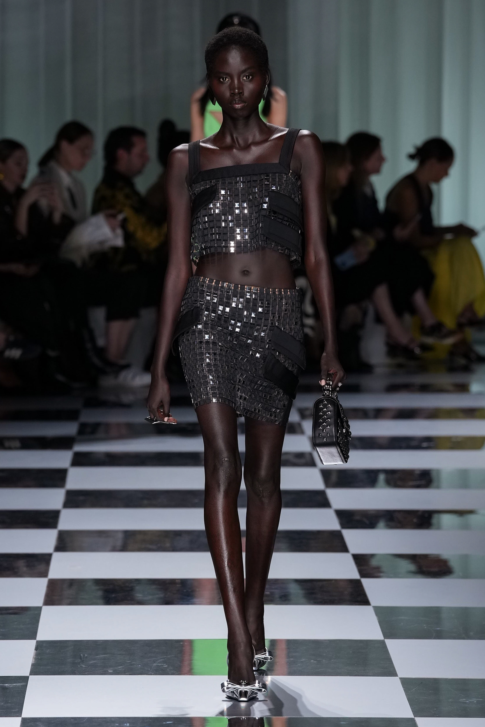 Semana de la Moda de Milán: desfile de Versace de primavera-verano 2024 ...