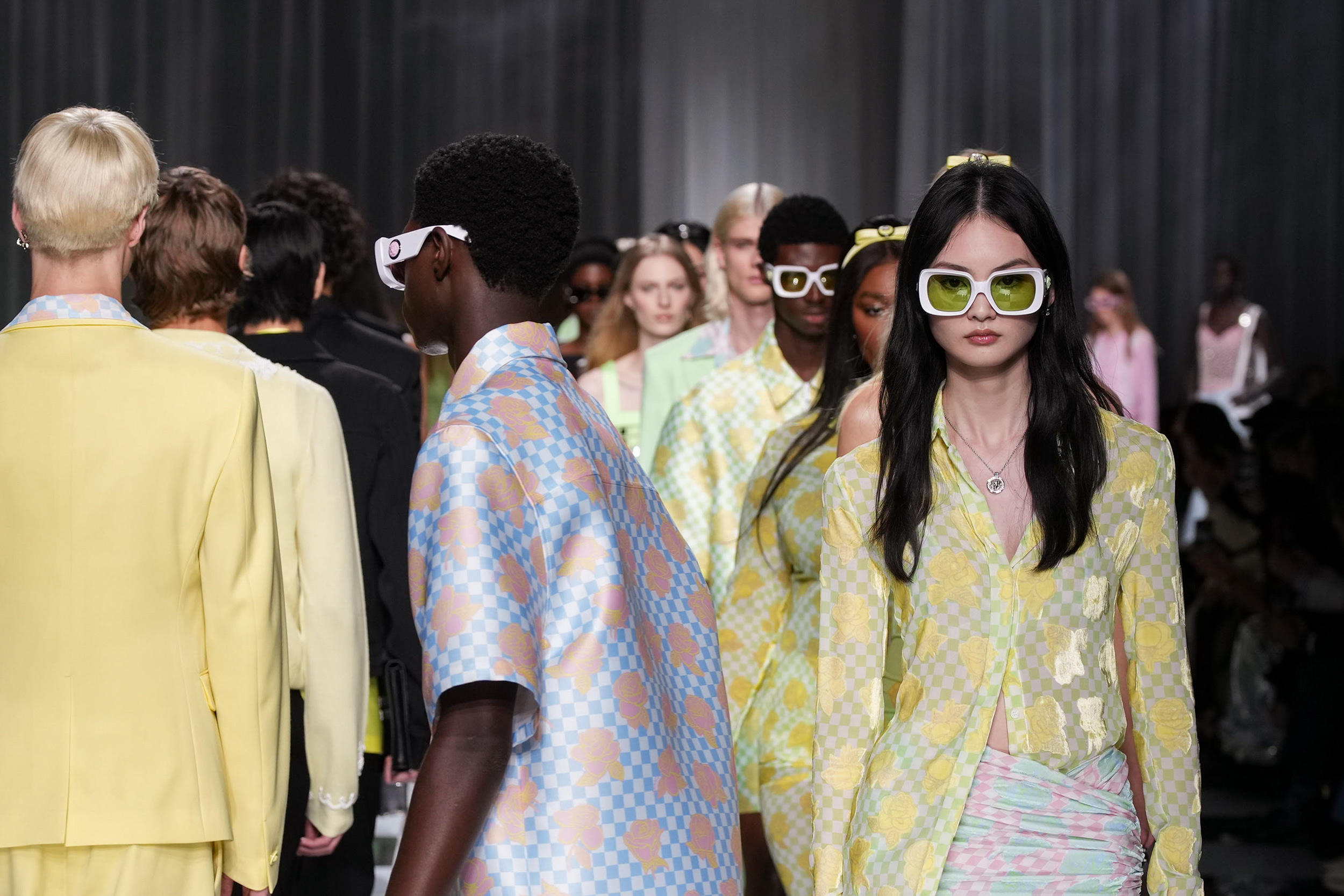 Semana de la Moda de Milán: desfile de Versace de primavera-verano 2024 ...
