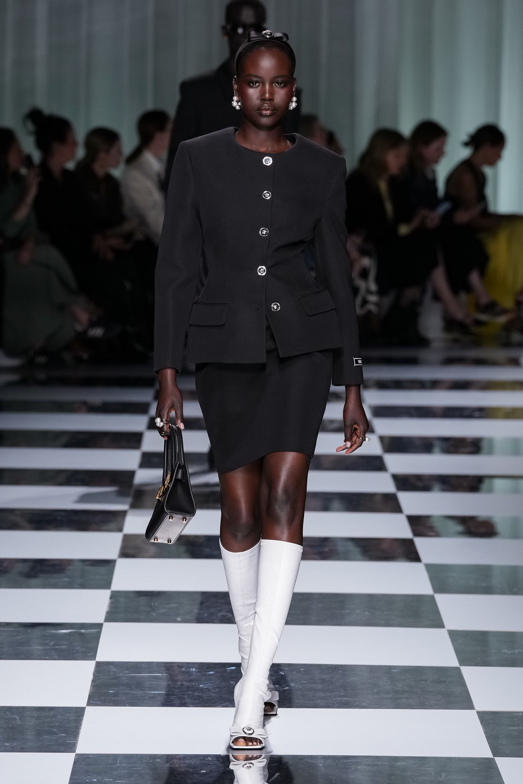 Semana de la Moda de Milán: desfile de Versace de primavera-verano 2024 ...
