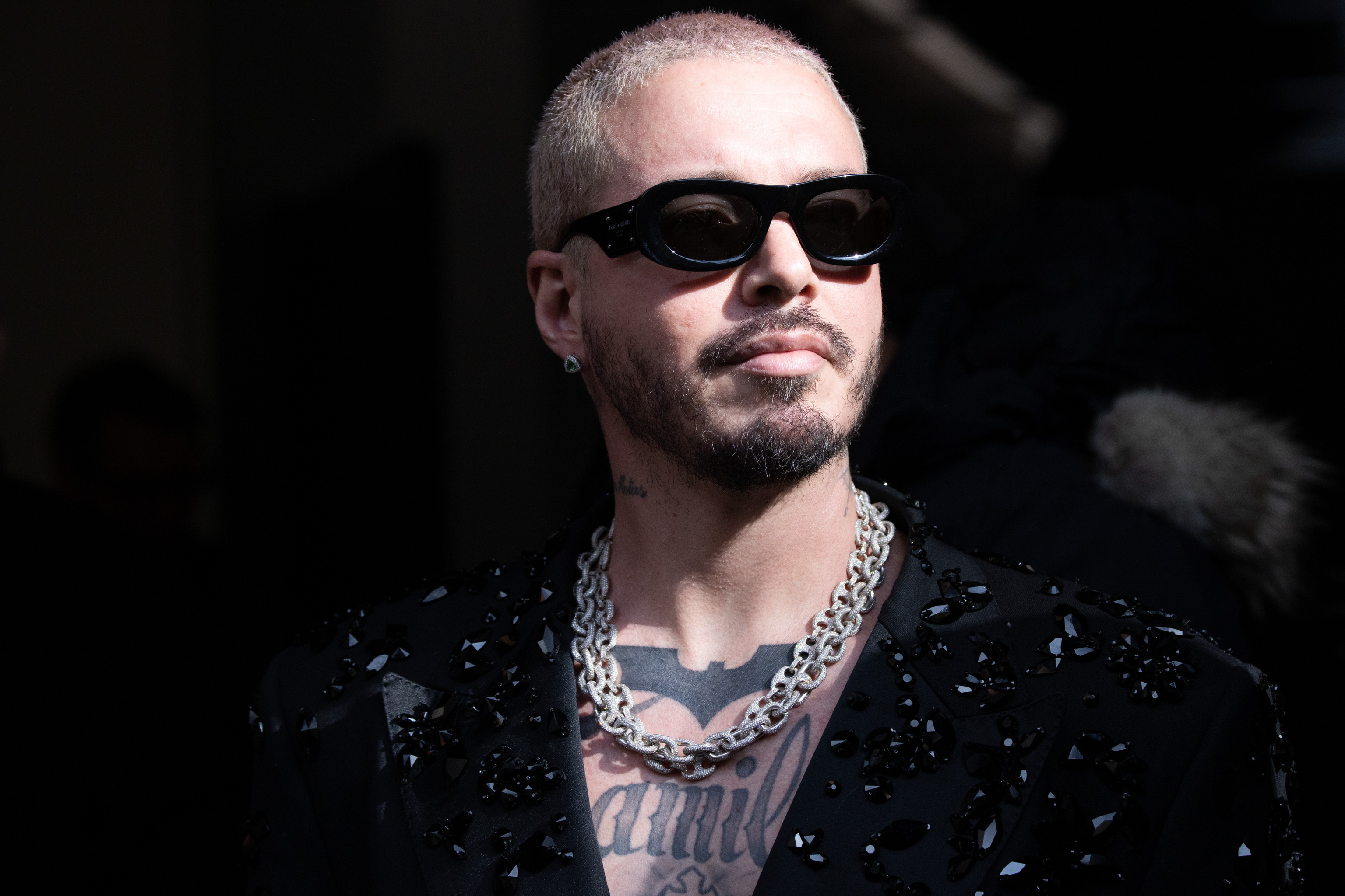 J. Balvin se visita a sí mismo en un museo de cera - Foto 21 de 21