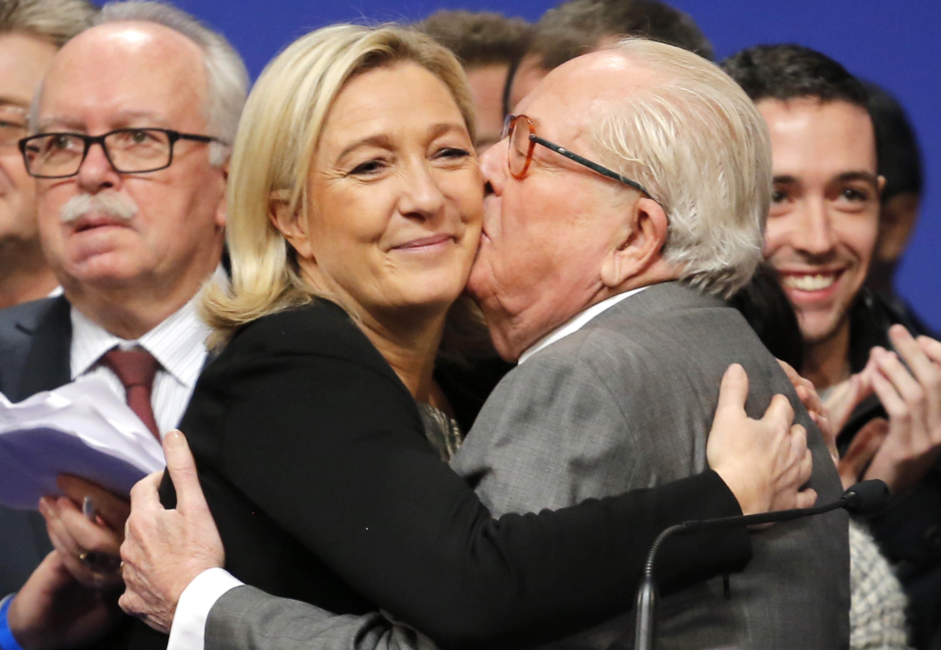 Jean-Marie Le Pen, puesto bajo tutela de sus hijas | Internacional