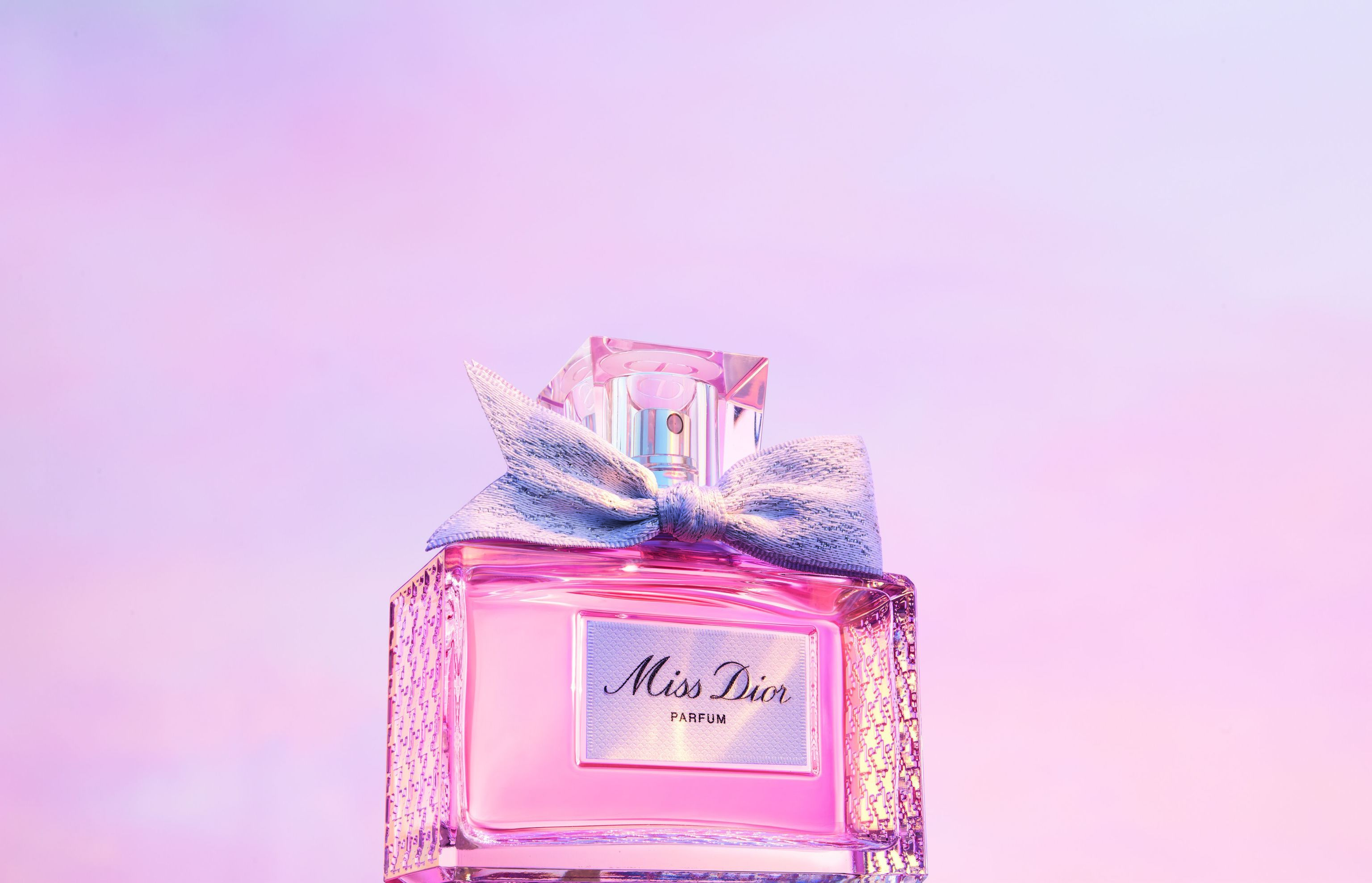 Los 17 perfumes más especiales para regalar el Día de la Madre y cómo ...