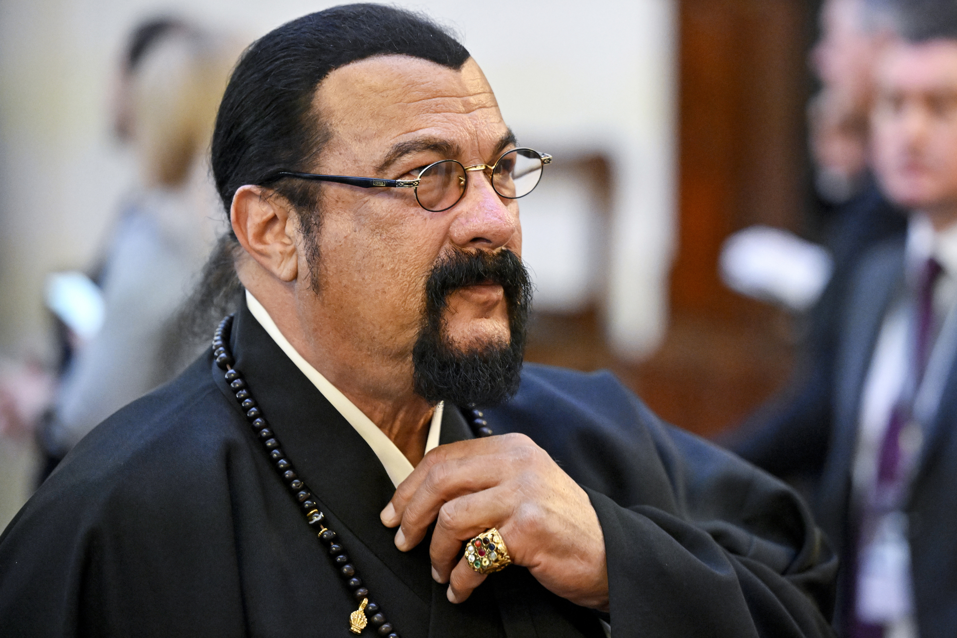 Steven Seagal quiso seducir a Ana Obregón con una pulsera de brillantes ...