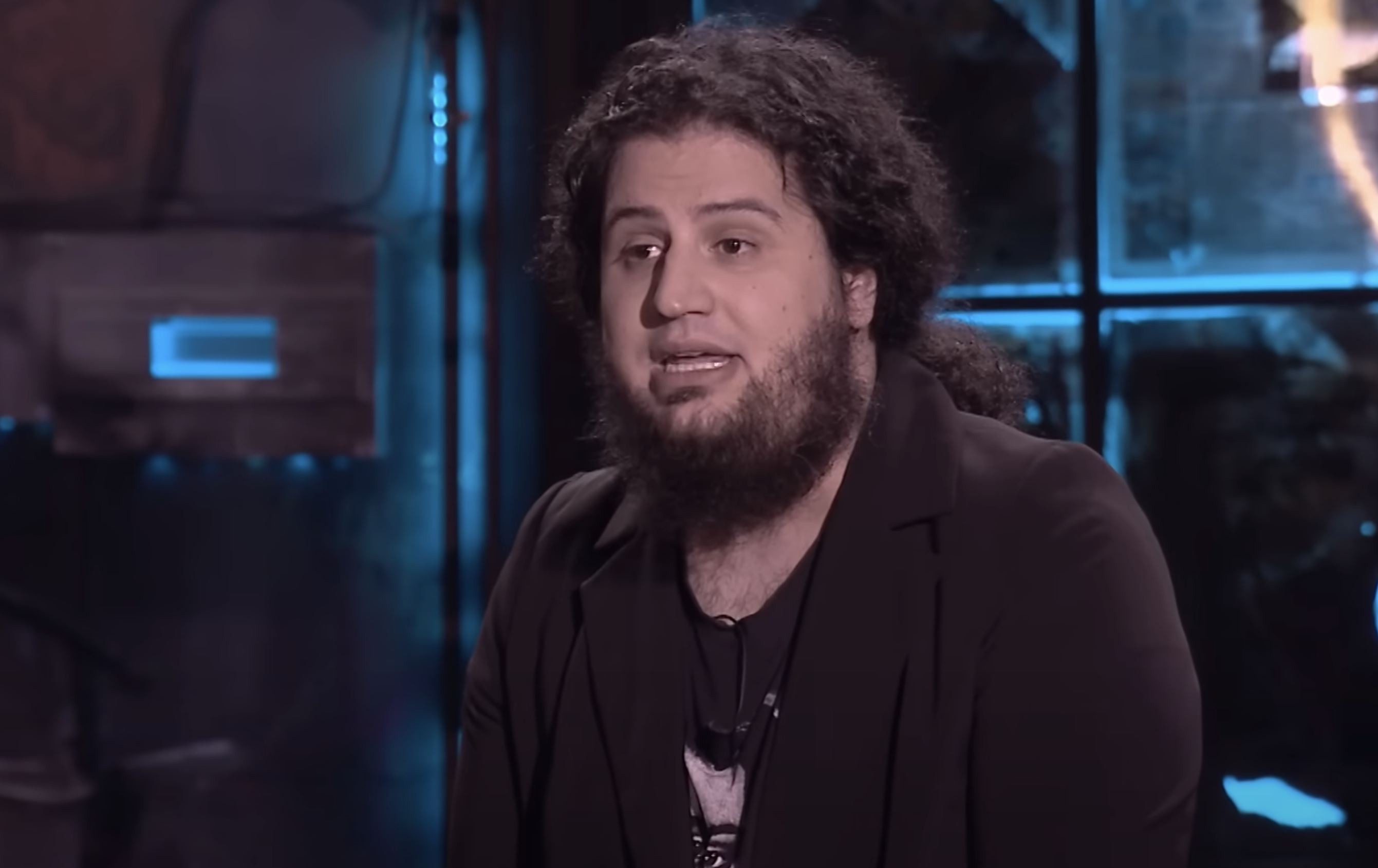 Quién es Jaime Caravaca, el humorista despedido de La Resistencia que ...