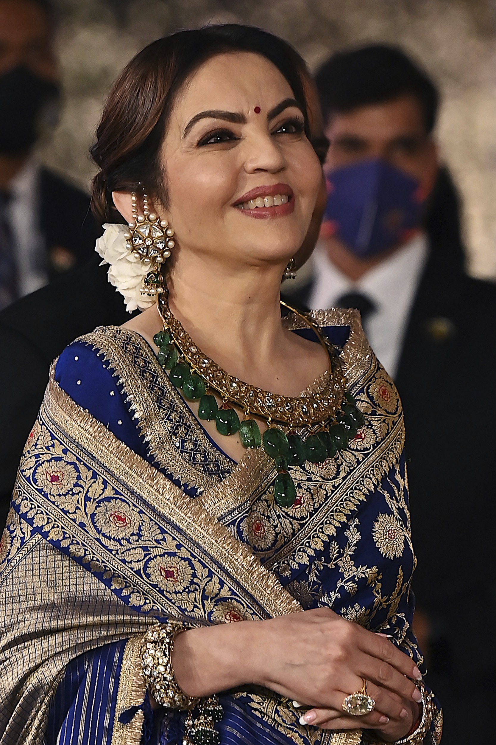Nita ambani: la poderosa matriarca tras el bodón indio multimillonario ...