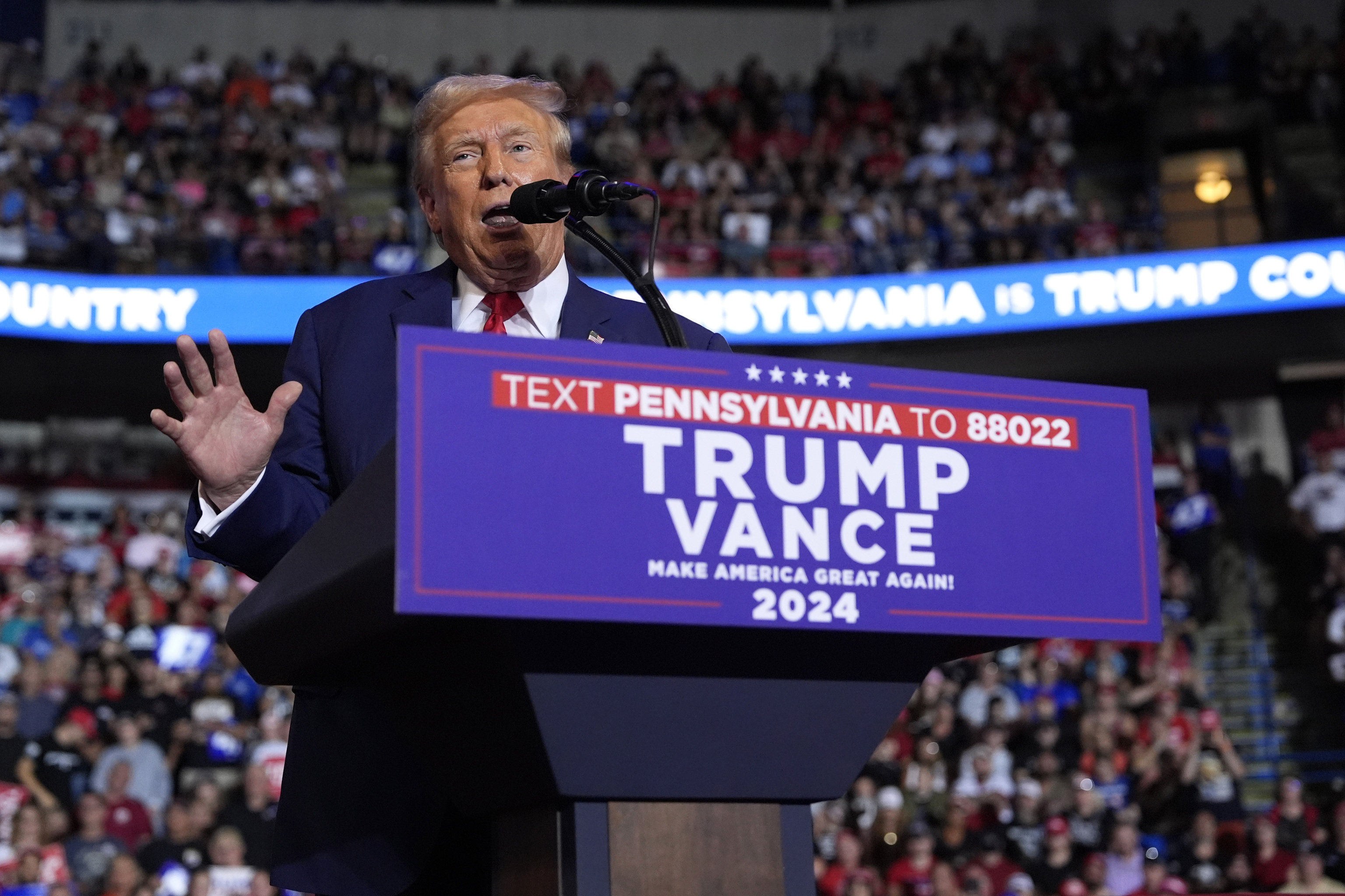 Trump amenaza a los funcionarios electorales con "largas penas de ...