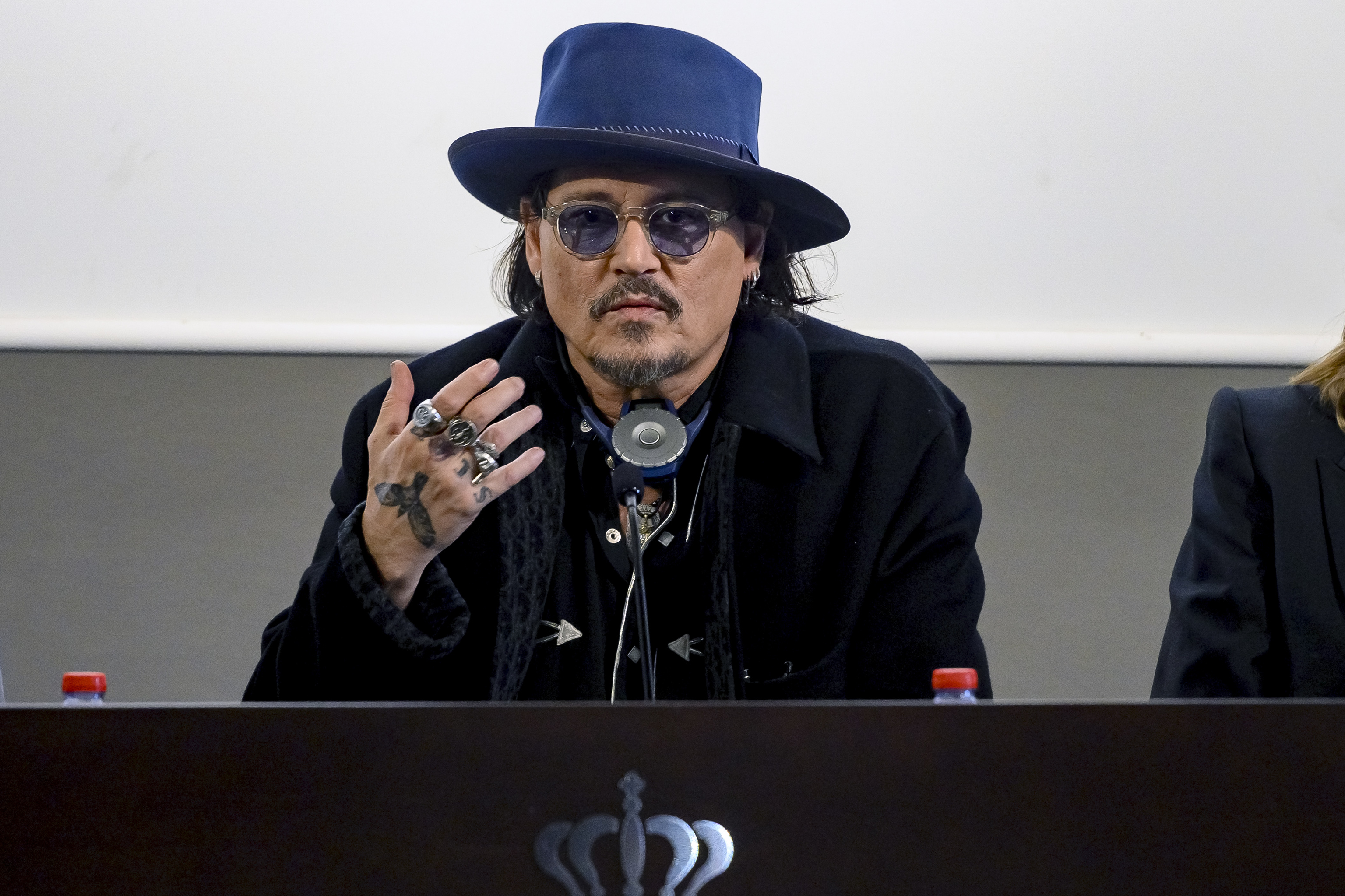 Johnny Depp ofrece su apoyo a los afectados por la DANA: "Todo nuestro ...