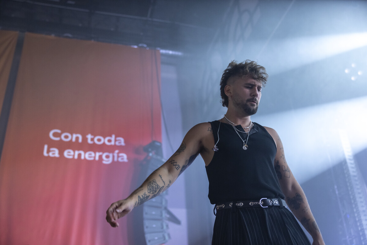 Giras, dudas y verdad: Dani Fernández y su retrato más sincero | UEStudio