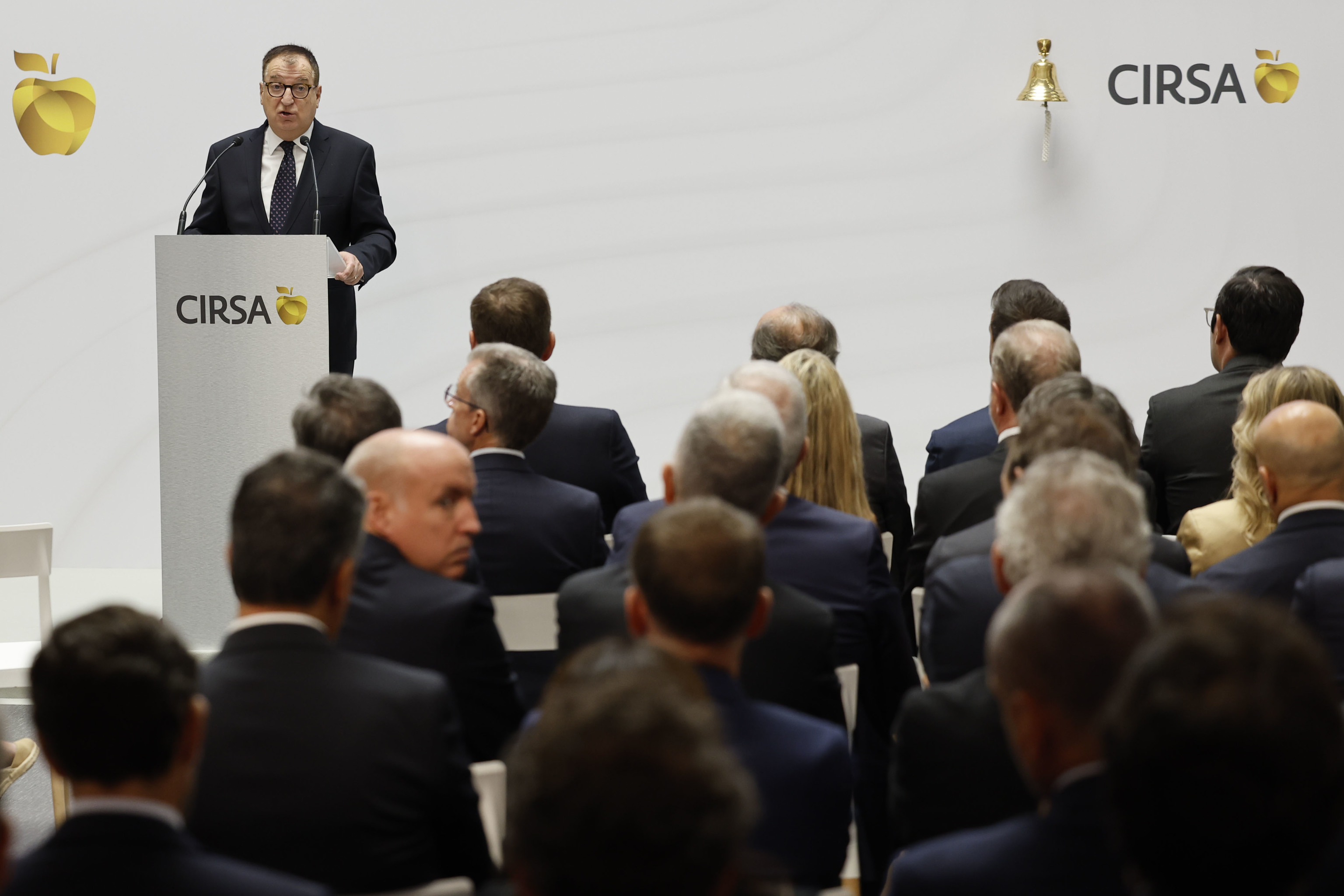 Cirsa debuta en la Bolsa de Barcelona con un despegue del 6,67% en el ...