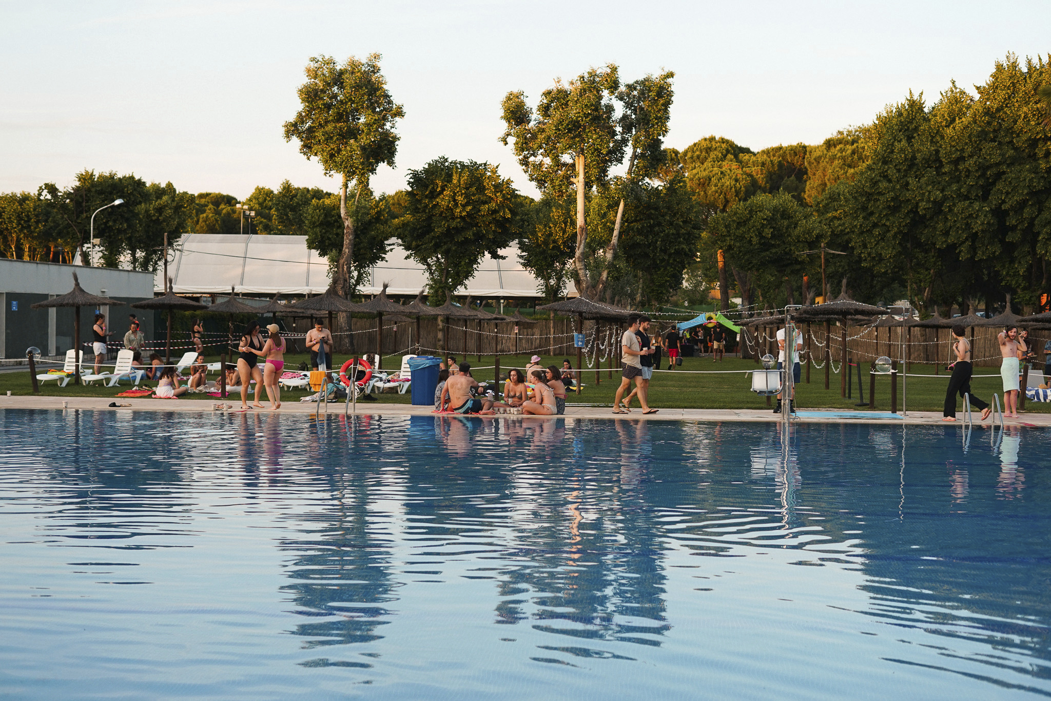 Las impresionantes piscinas escondidas en un exclusivo club privado que ...