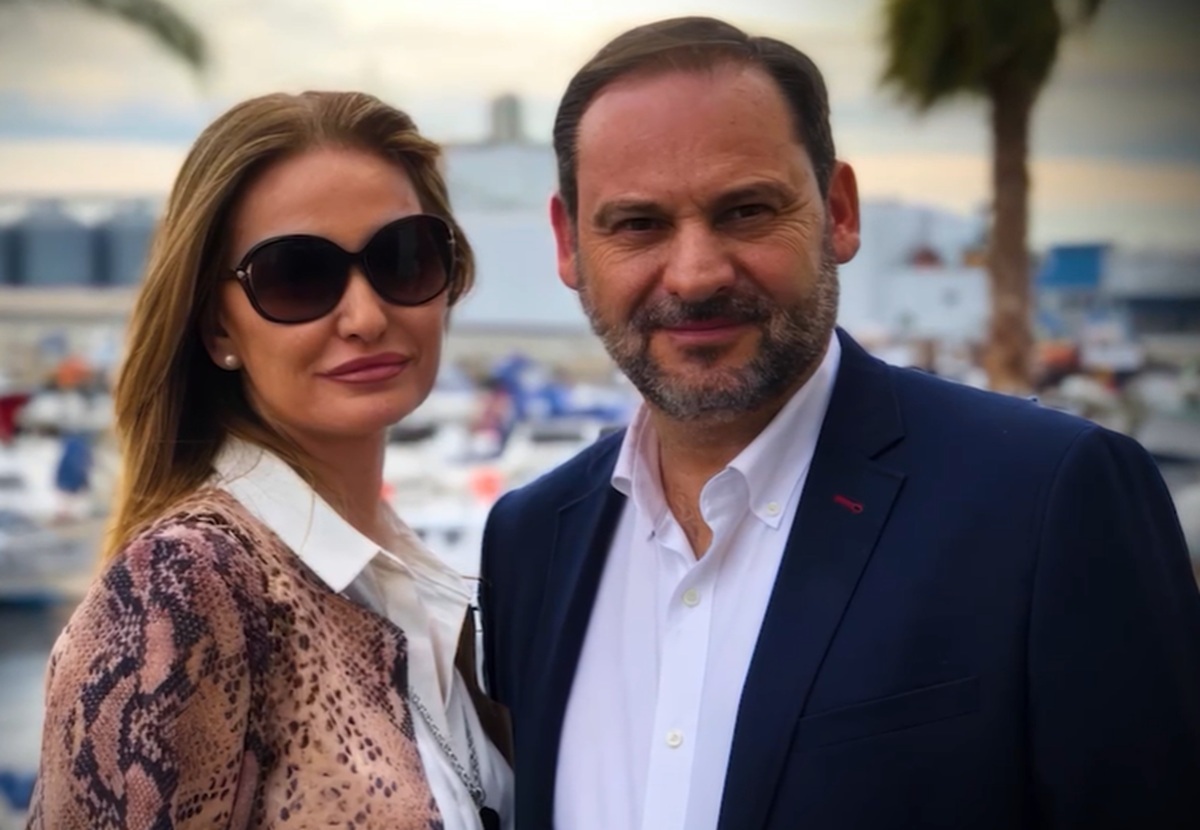 Carolina Perles, ex mujer de José Luis Ábalos durante casi 20 años ...