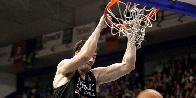 El Caja Laboral ficha al pívot Martin Rancik | Baloncesto | elmundo.es